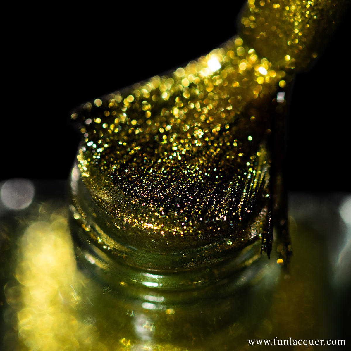 Sodium Magnetic Polish - Olive-Gold Chrome Finish Inspired by Fireworks – F.U.N LACQUER